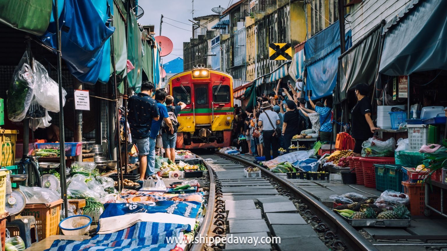 Review: Maeklong Train Market from Bangkok & Tour Tips