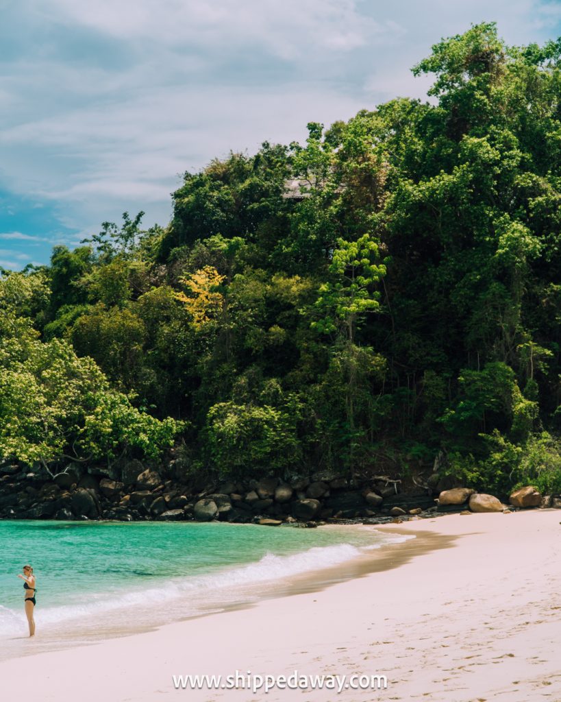 Best Beaches in Phi Phi Islands to Visit and Stay in 2025