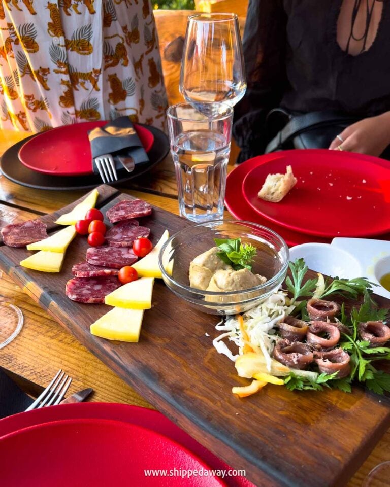 5 Best Split Food Tours (Picked by a Local)